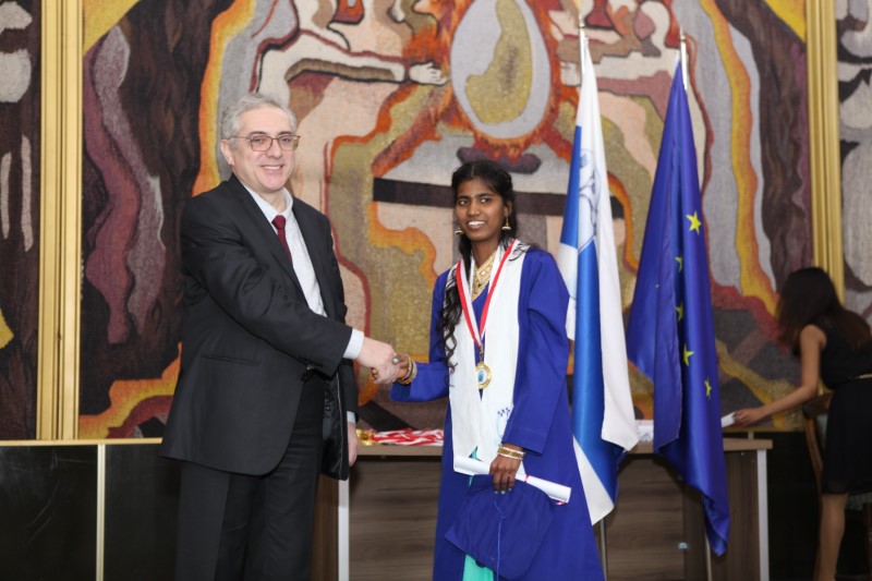 მედიცინის ფაკულტეტის ინგლისურენოვანი პროგრამა 48 უცხოელმა სტუდენტმა ...